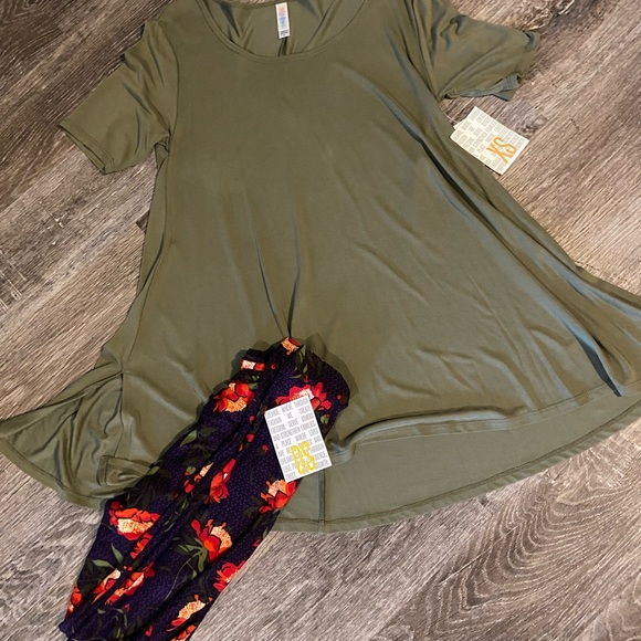 LuLaRoe | Pants & Jumpsuits | Lularoe Outfit Xs Perfect T Solid Green ...